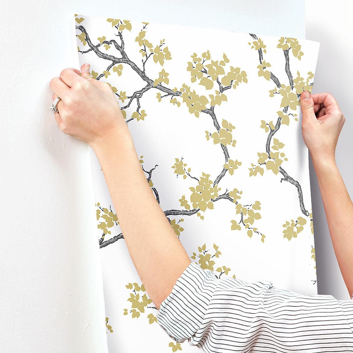 Gold Wallpaper | High Definition Florence Broadhurst Branches Wallpaper
